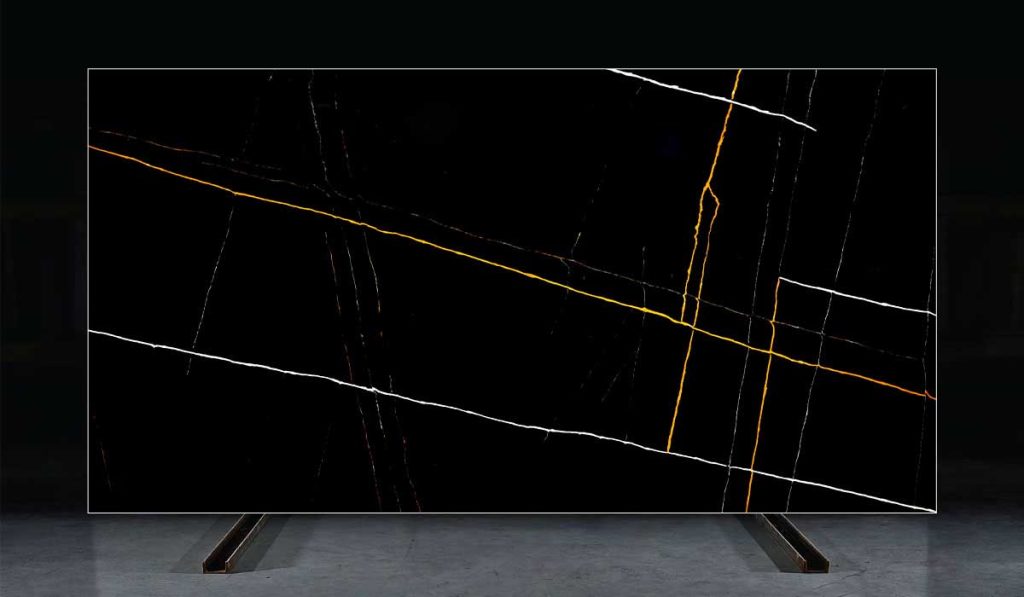 Black Thunder - Vinaquartz